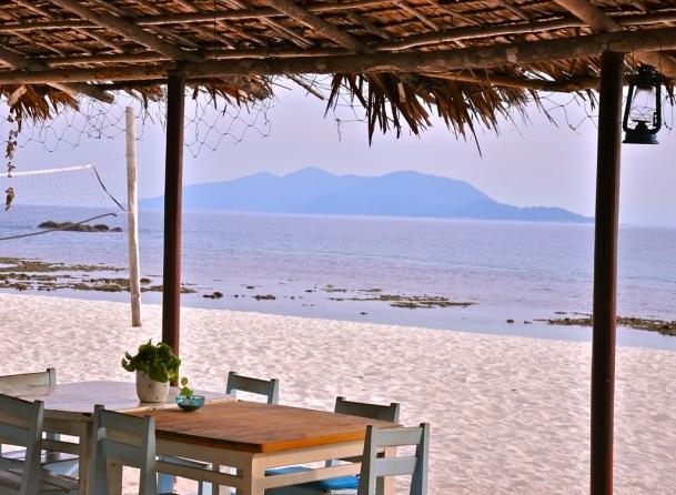 Alang's Rawa,Mersing:Photos,Reviews,Deals